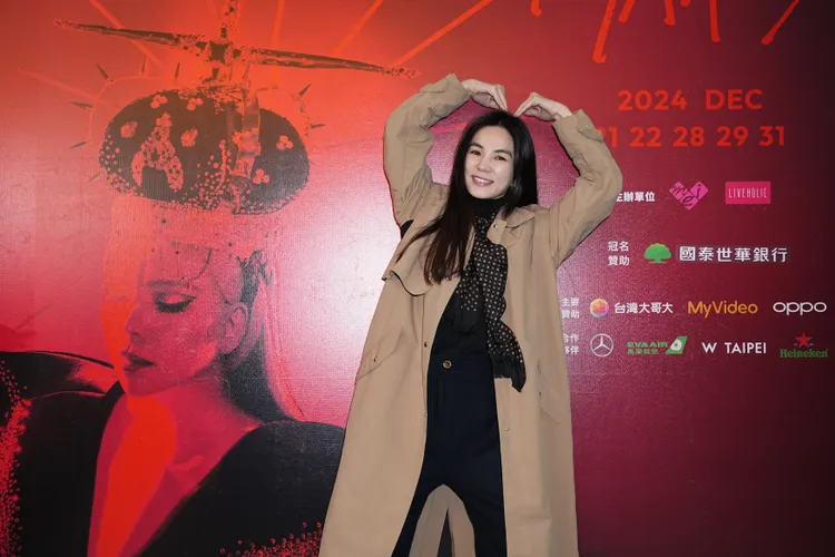 Ella朝圣阿妹感性哭了 被问S.H.E合体竟霸气请客 - 娱乐 - 国外娱乐 - 中港台